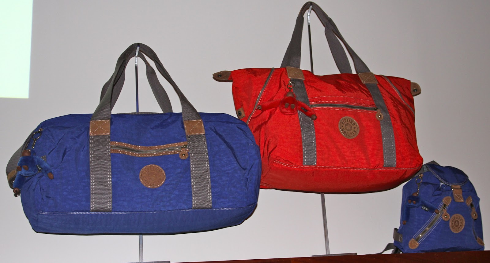 KIPLING TURNS 25-The Classics Collection