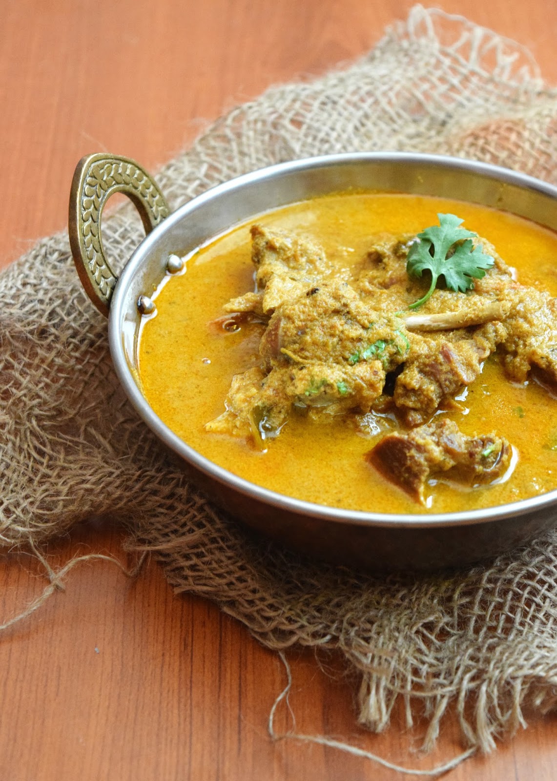 Poornima's Cook Book: Mutton Kulambu / South Indian Style Mutton Gravy ...