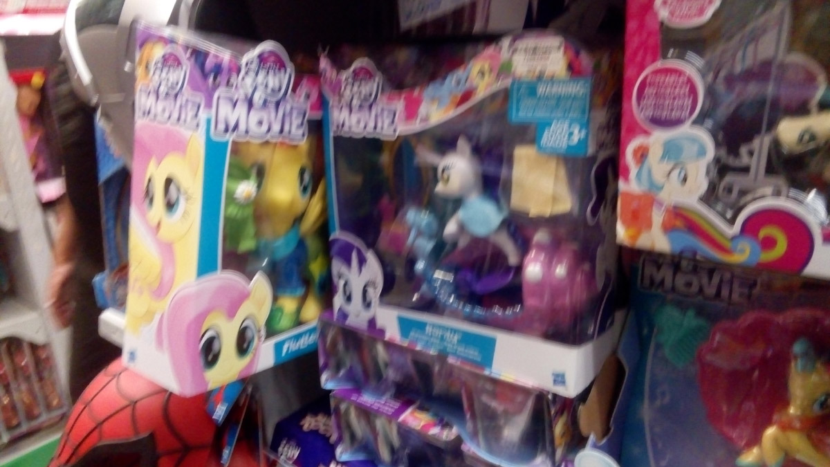 Store Finds: Puzzles, Tinker Toys & Loads of Random Movie Merch | MLP Merch