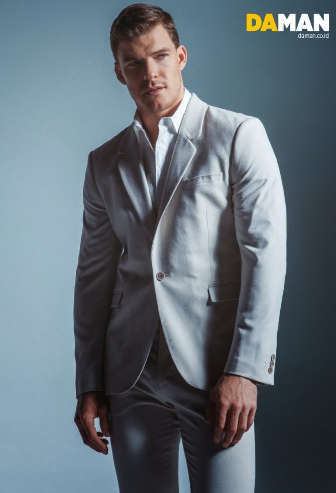 Hombres perfectos y hermosos: Alan Ritchson - Sexy Men - Handsome - Perfect