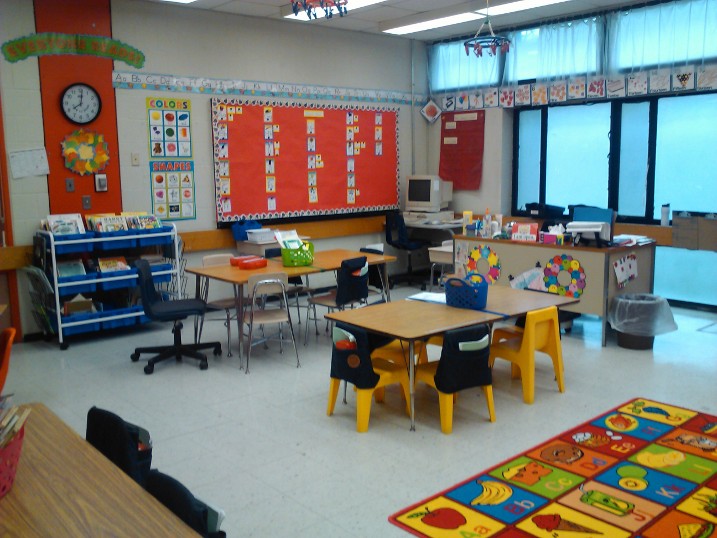 What's Working This Year in Second?: How to Make a Small Classroom Work