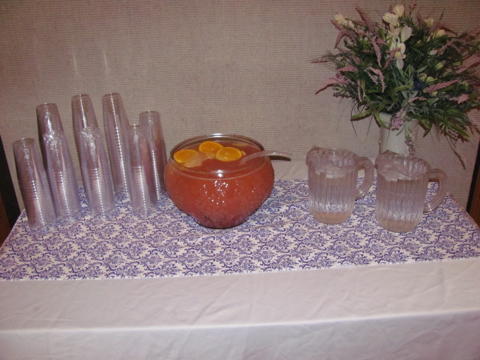 Header: Wedding Open House Decorating