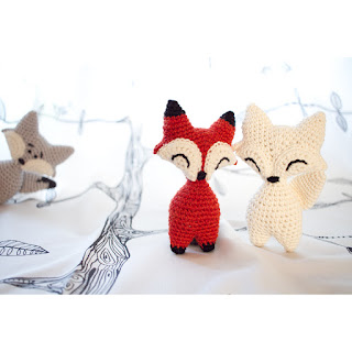Fugly Crochet: Foxy Foxy! (or Wolf!)