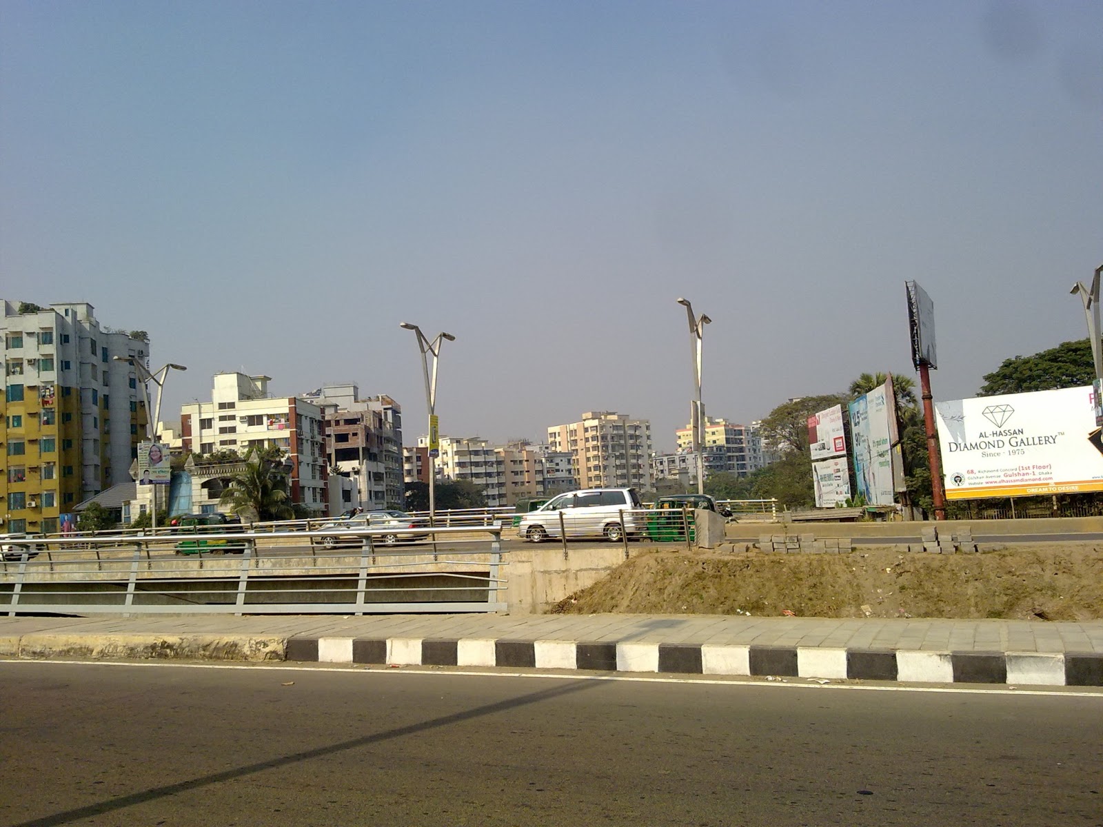 Photos of HatirJheel Lake In Dhaka City | Tourist Guide