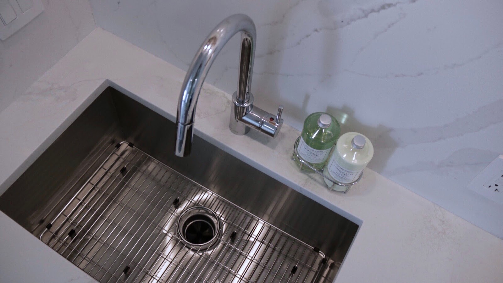 Kitchen Sink with ELKAY | styled on state | a blog by kayla pritchard