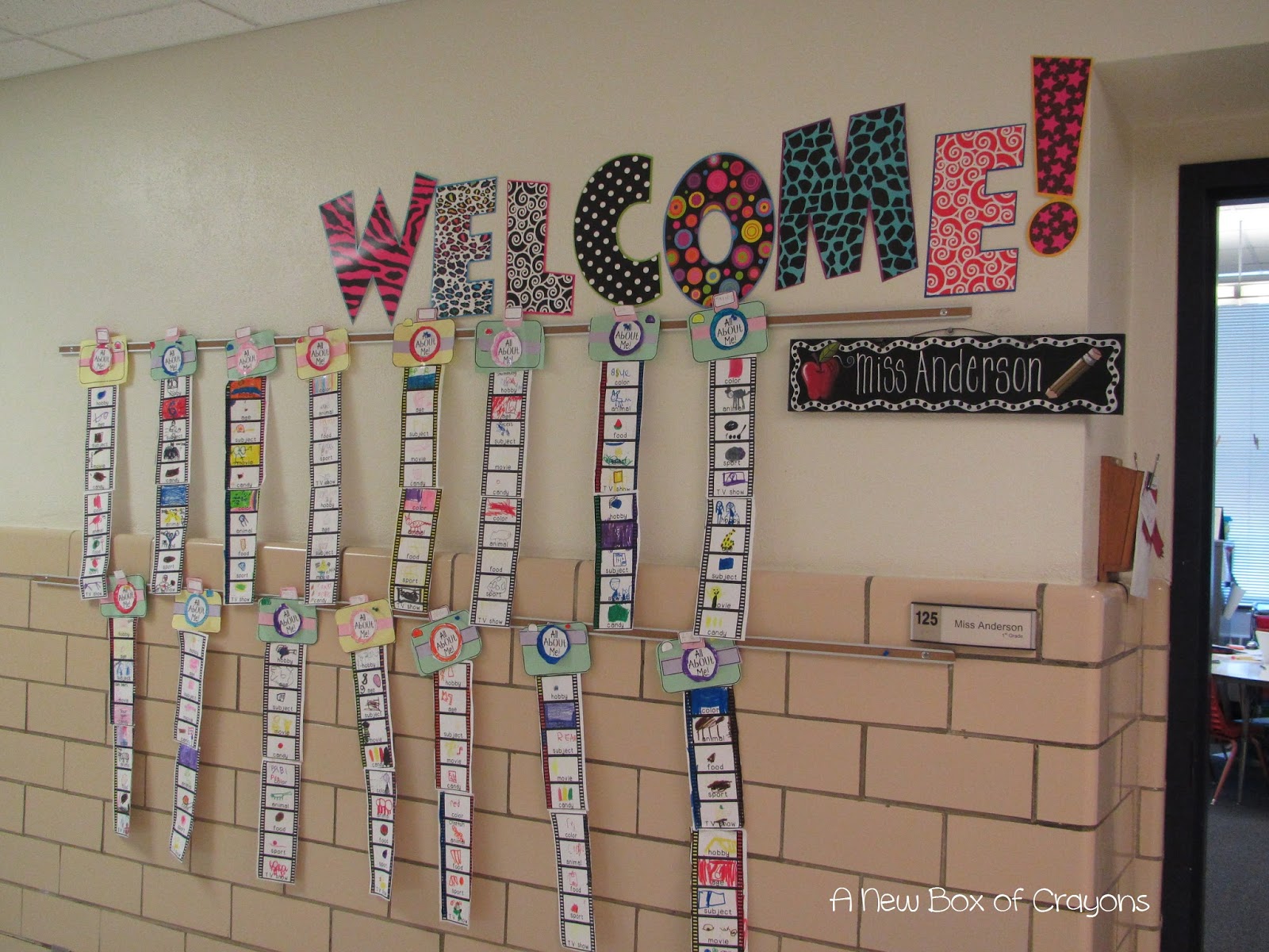 A New Box of Crayons: Teacher Week: Classroom Digs...my classroom tour!