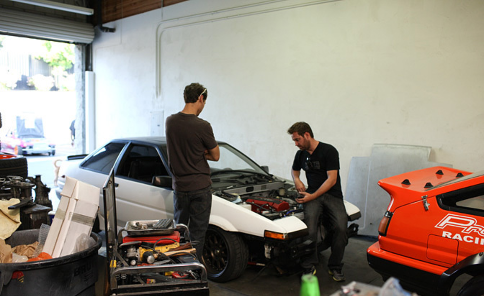 5 tips to build your dream car on the cheap