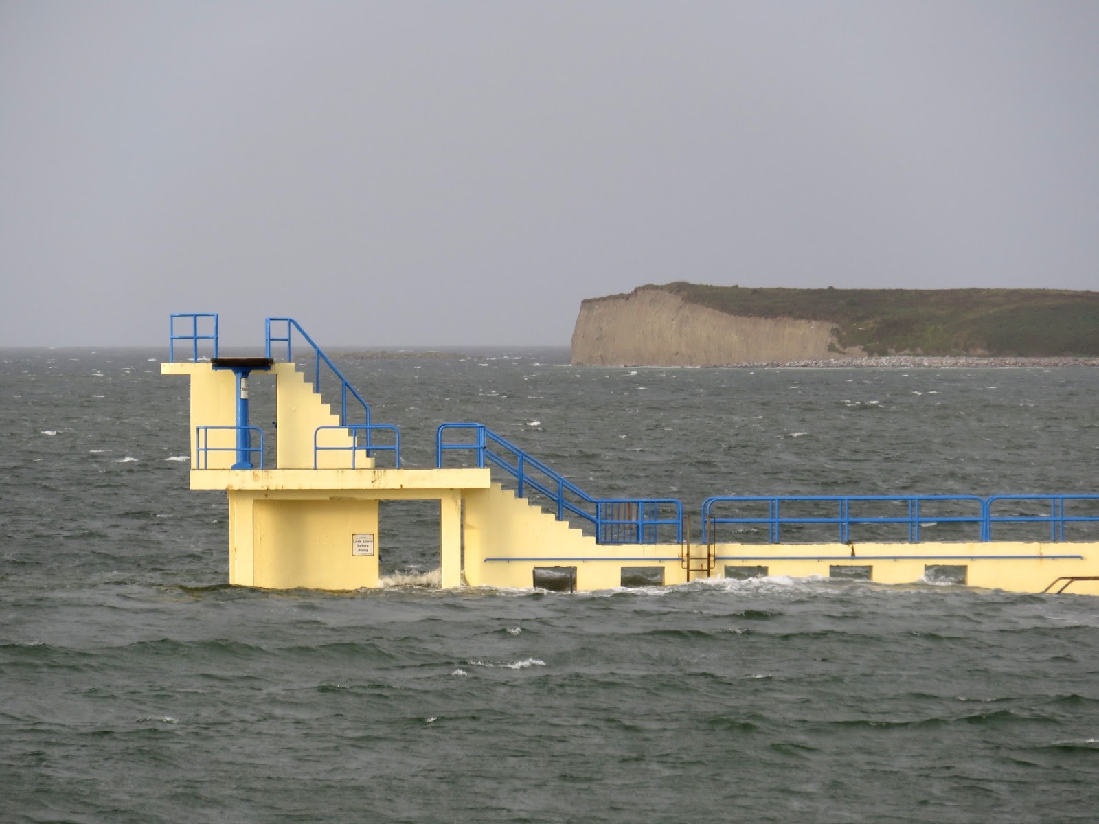 Gravel Beach: Salthill Prom