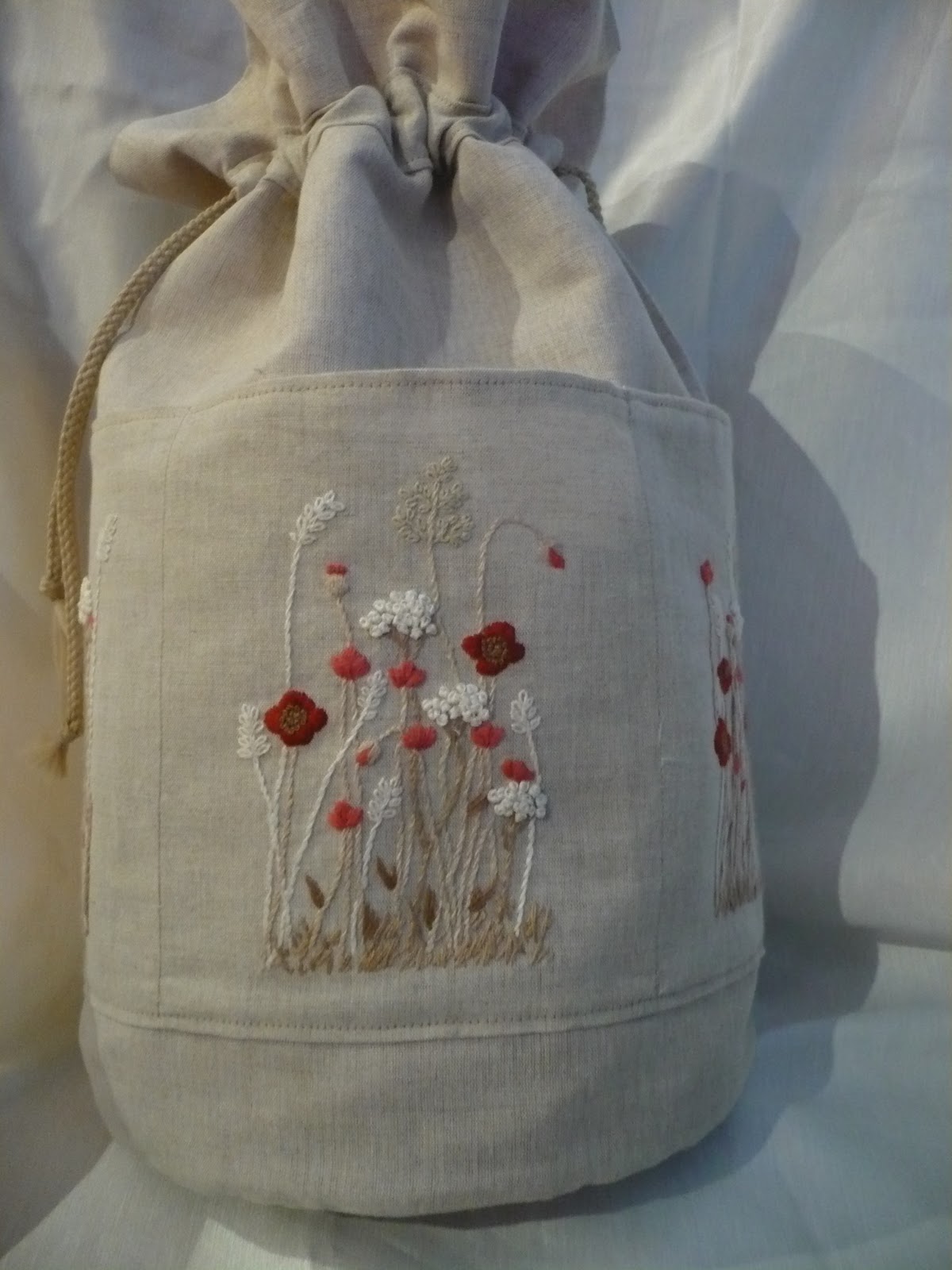 Le Refuge de Garance: * Les coquelicots en broderie créative