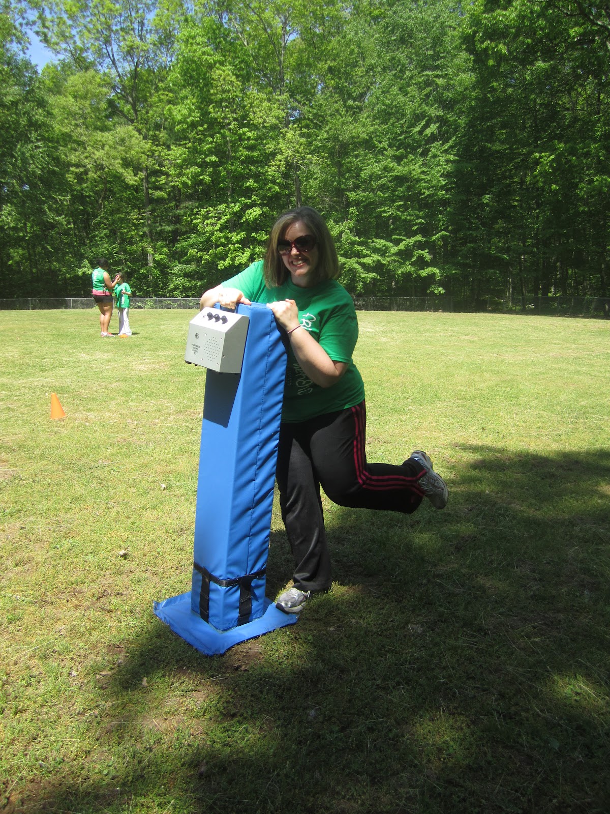 the independent little bee...: Beep Kickball!!