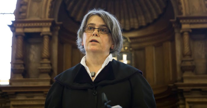 Aránytalan! Jogtalan! Bizonyítatlan!: Teljes rejtély: másfél hónapja ...