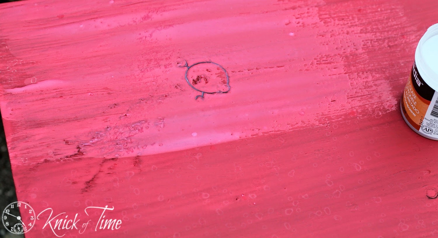 How to Create a Crackled Paint Finish - Knick of Time