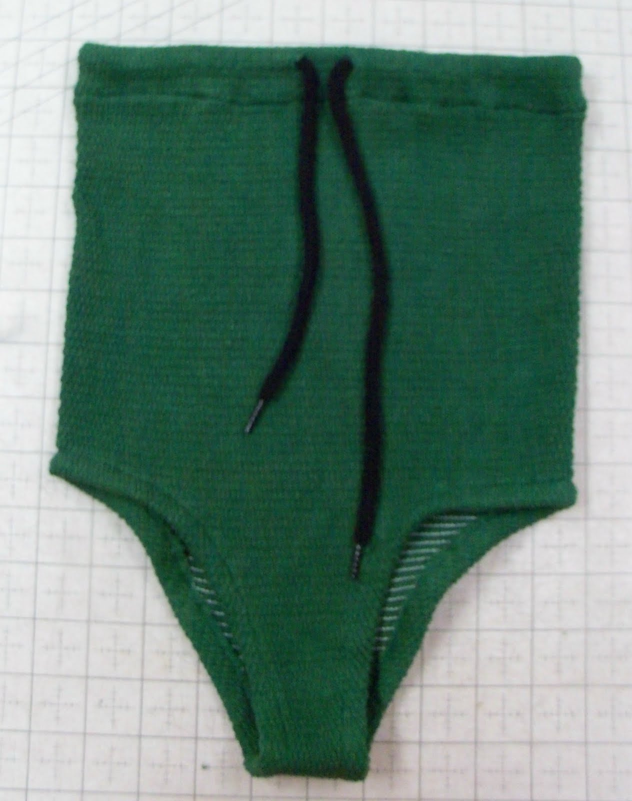 Sewing Cafe: Wonder Boy Trunk Tutorial