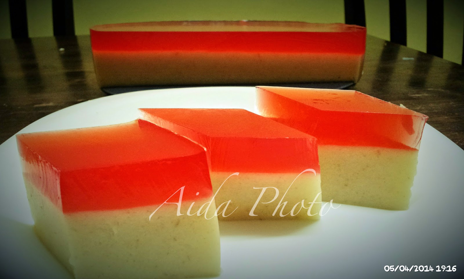 Dari Dapur Aida: Puding Roti Lapis Agar-Agar