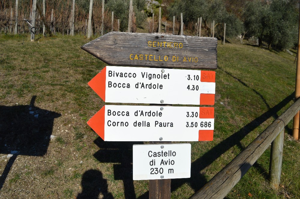 Castello di Avio: visita e informazioni - Montagna di Viaggi