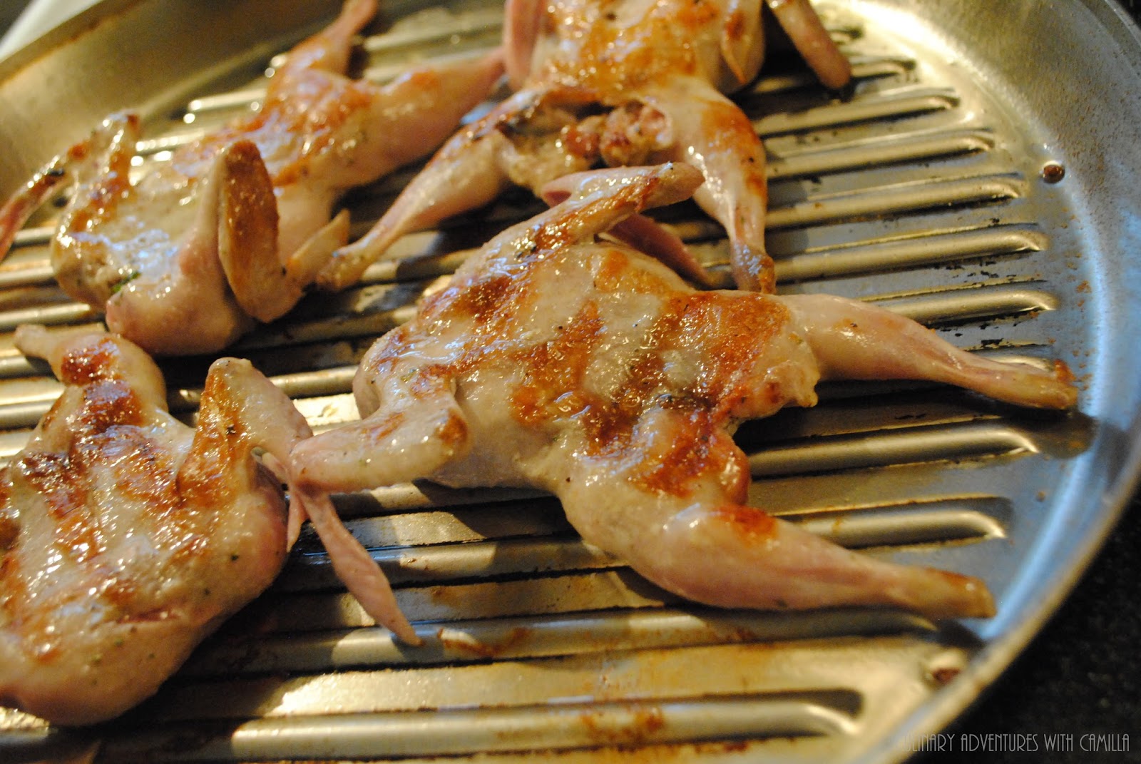 Codorniz en Mole Poblano (Quail in Mole Poblano)