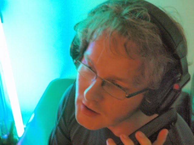 GlassWorlds - Homages to Philip Glass: David Christoffel - A perfect french