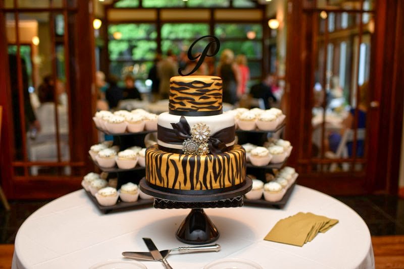 The Bridal Solution: Let's Eat Cake