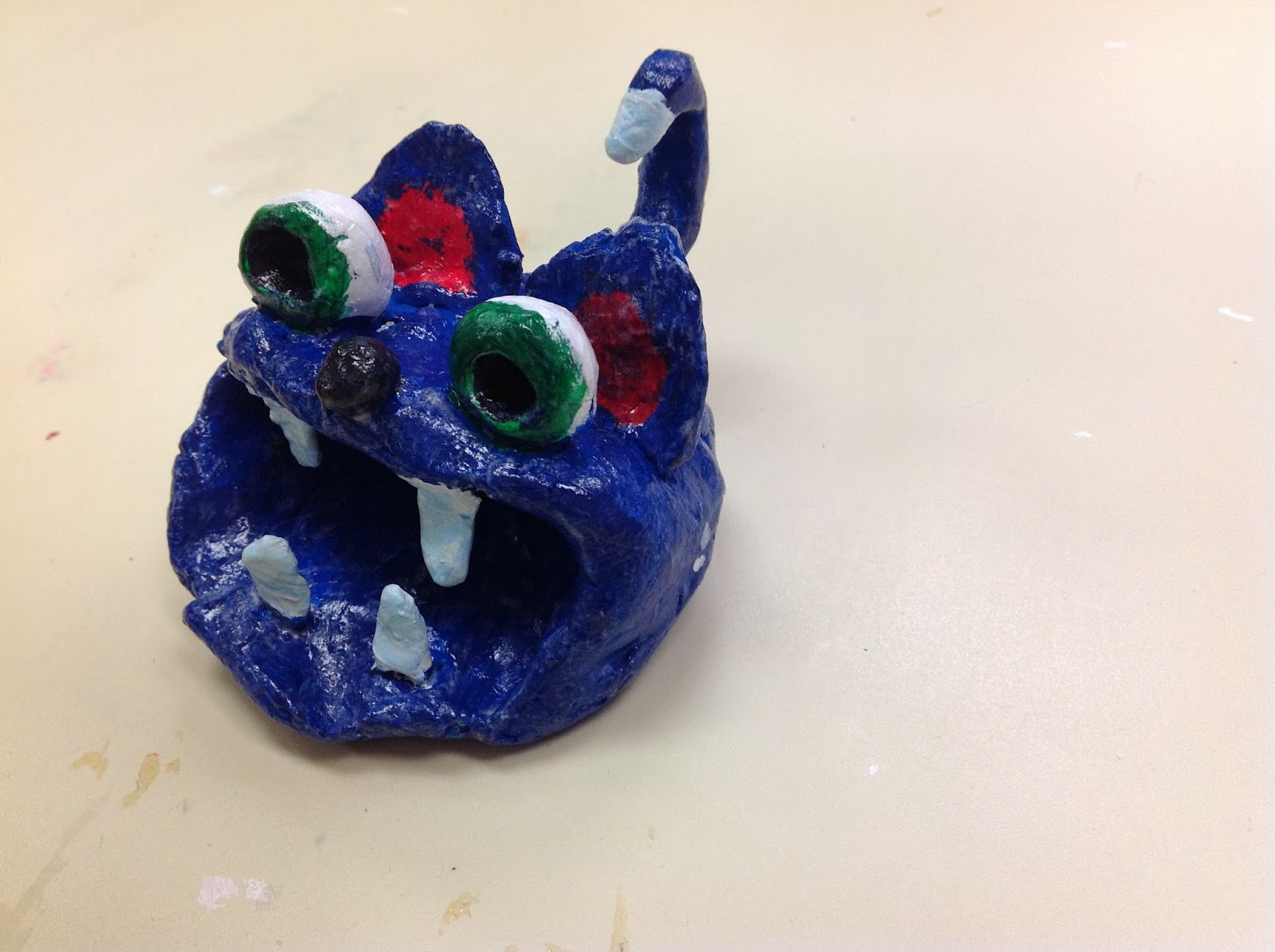 Miss Arty Pants: Pinch Pot Monsters