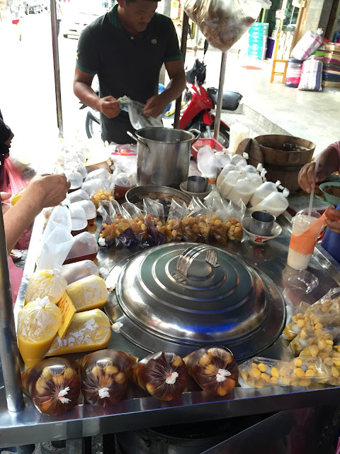 Observe the world: Thailand hatyai, Santisuk Market, Kim Yong Market ...