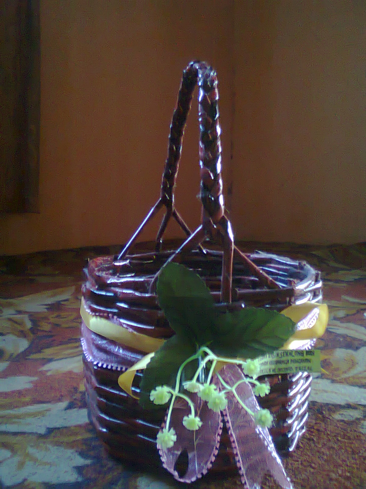 Anyaman Bakul Kertas