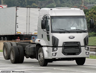 Caminhões Brasil e Cia: Ford - Cargo 2428