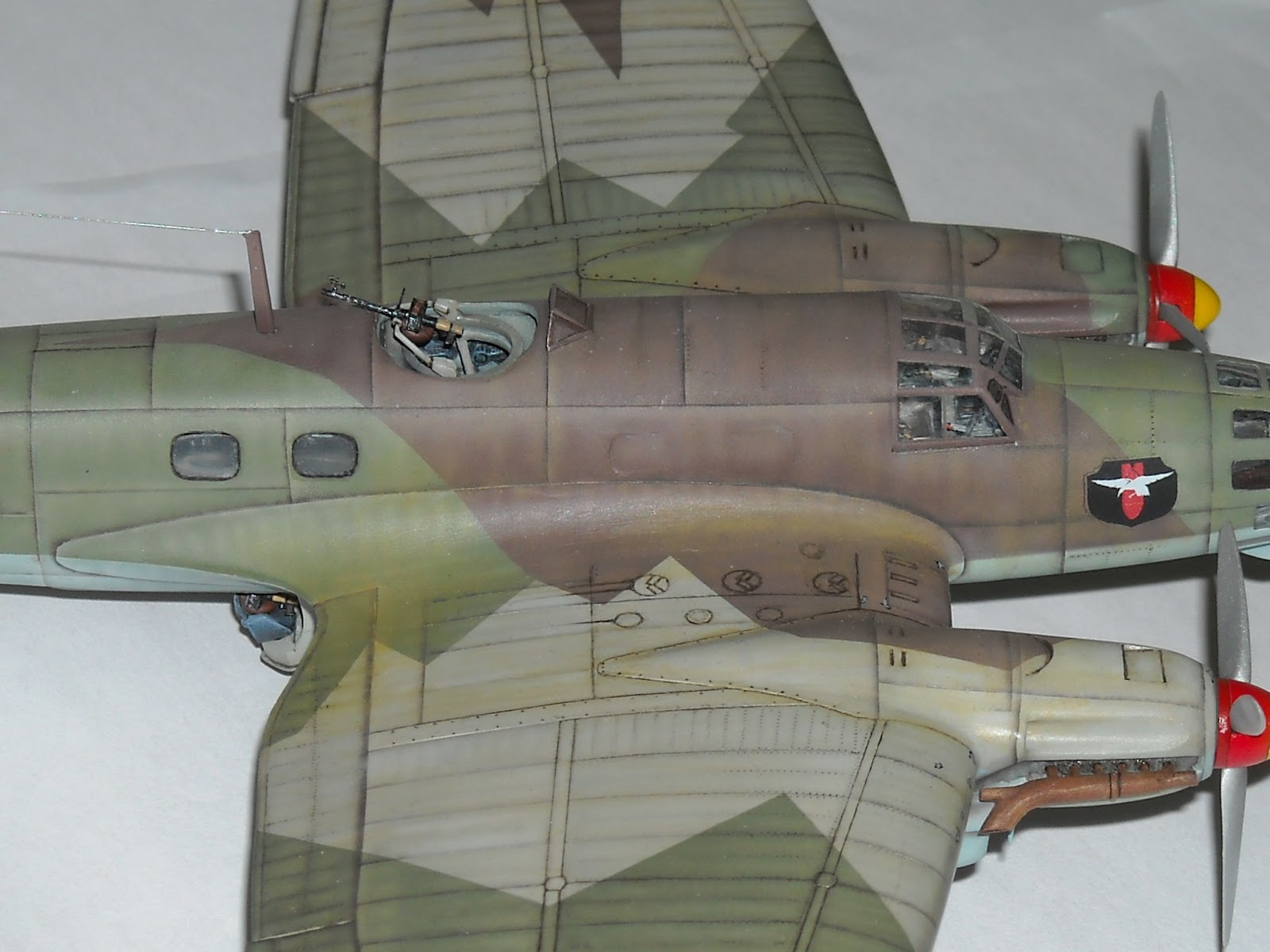 Katzen & Falken: Heinkel He 111 E - Roden 1/72