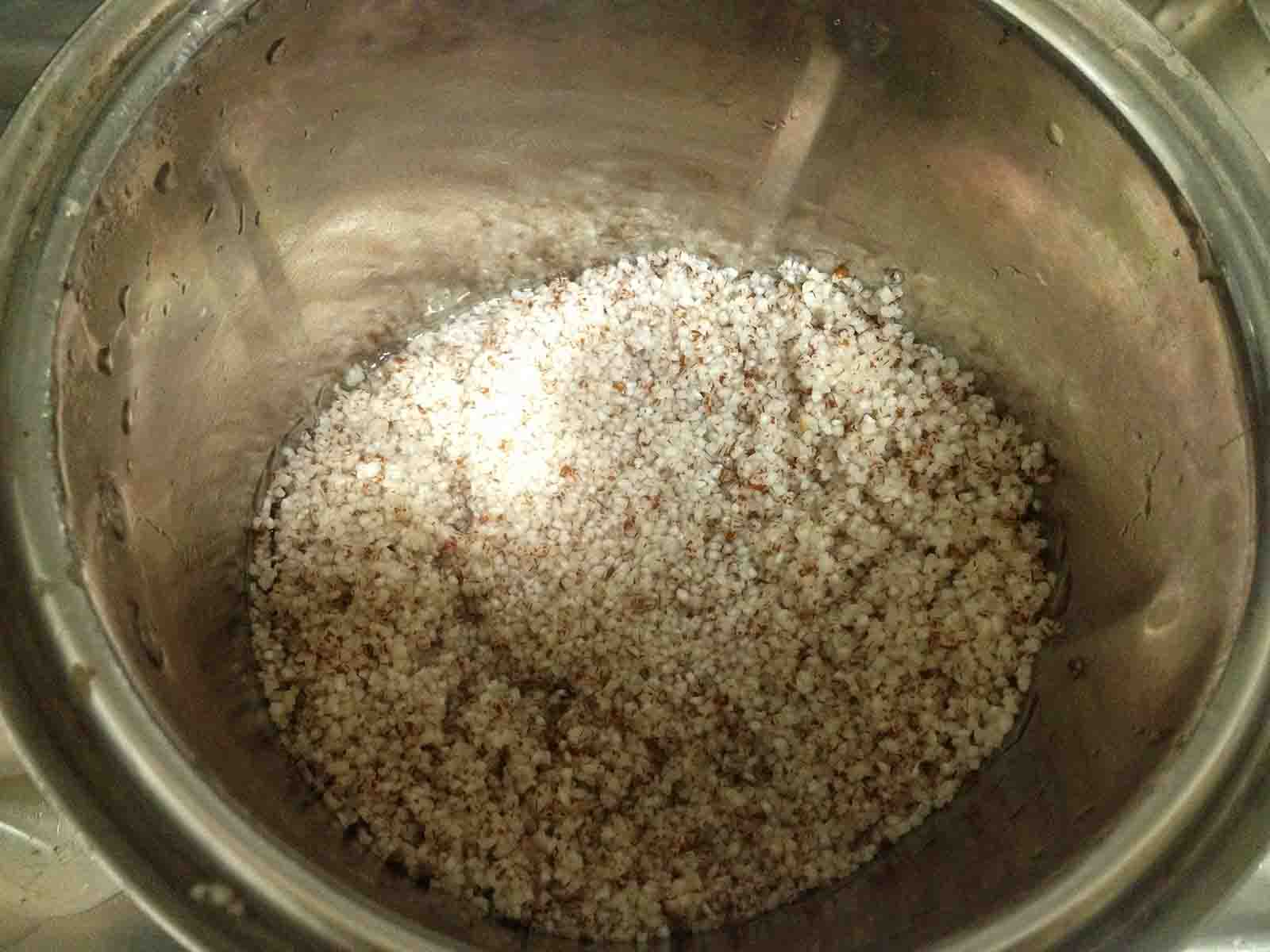 HOW TO MAKE NEER DOSA WITH BROKEN RICE ( PODI ARI DOSA )