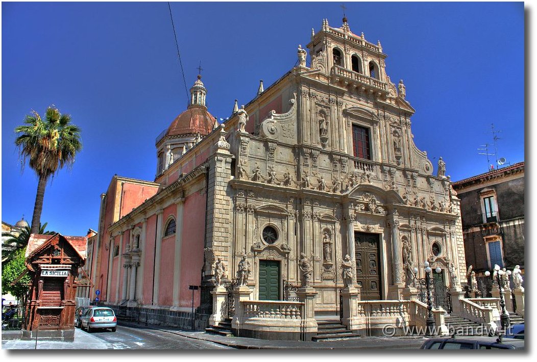 Cattolici siciliani: Acireale, via le barriere rispettando le chiese