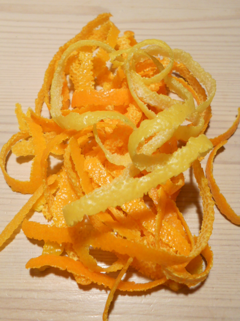 Amy's piece of cake: Ciselerad citrusfrukt