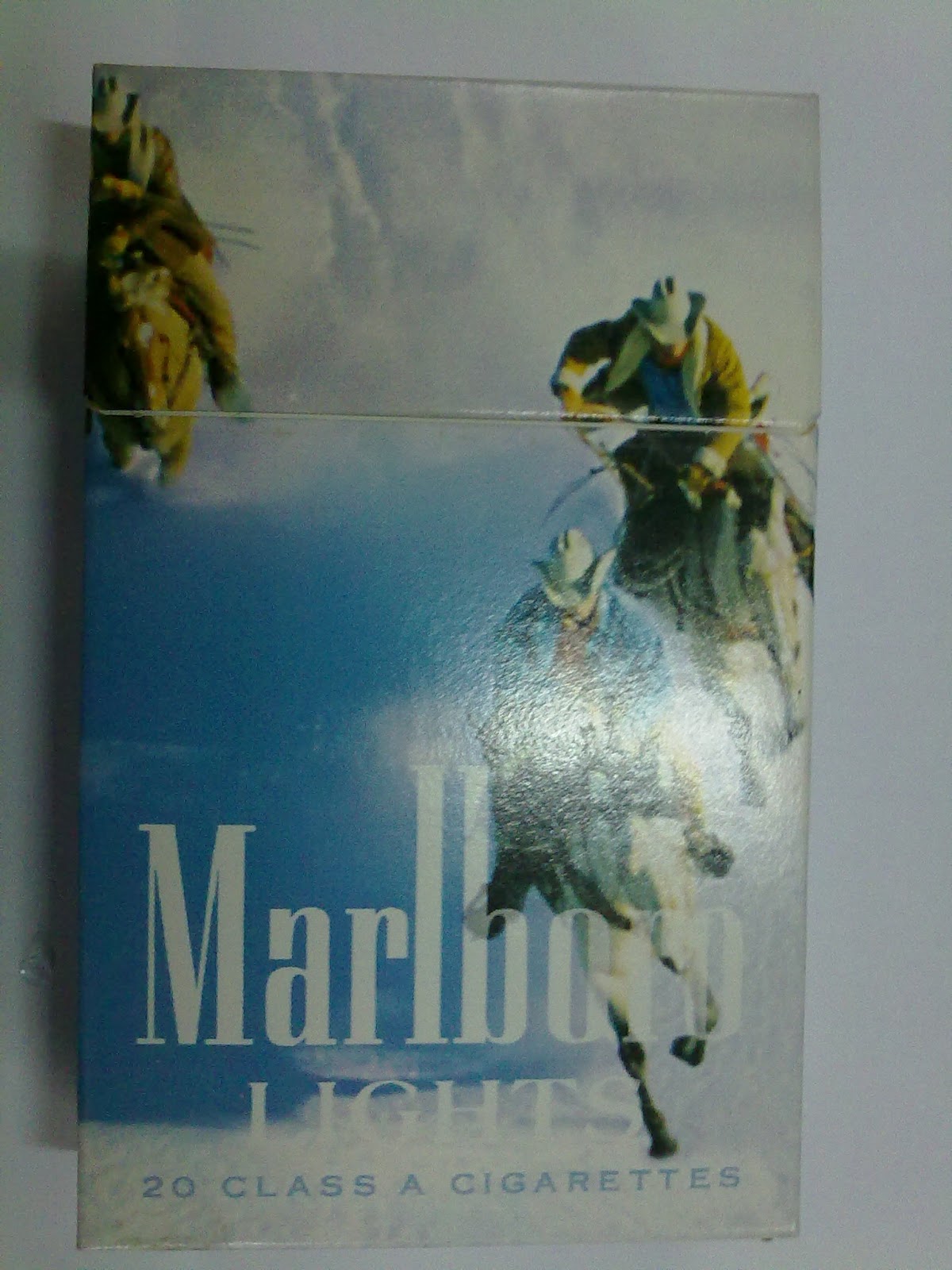 Koleksi Malaya: Kotak Rokok Marlboro