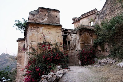 Travel to India, Historical places in India, Tourist places, Tour guide ...