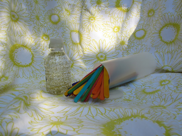 Wayward Girls' Crafts: Young Toddler Distraction- from the Dollar Store