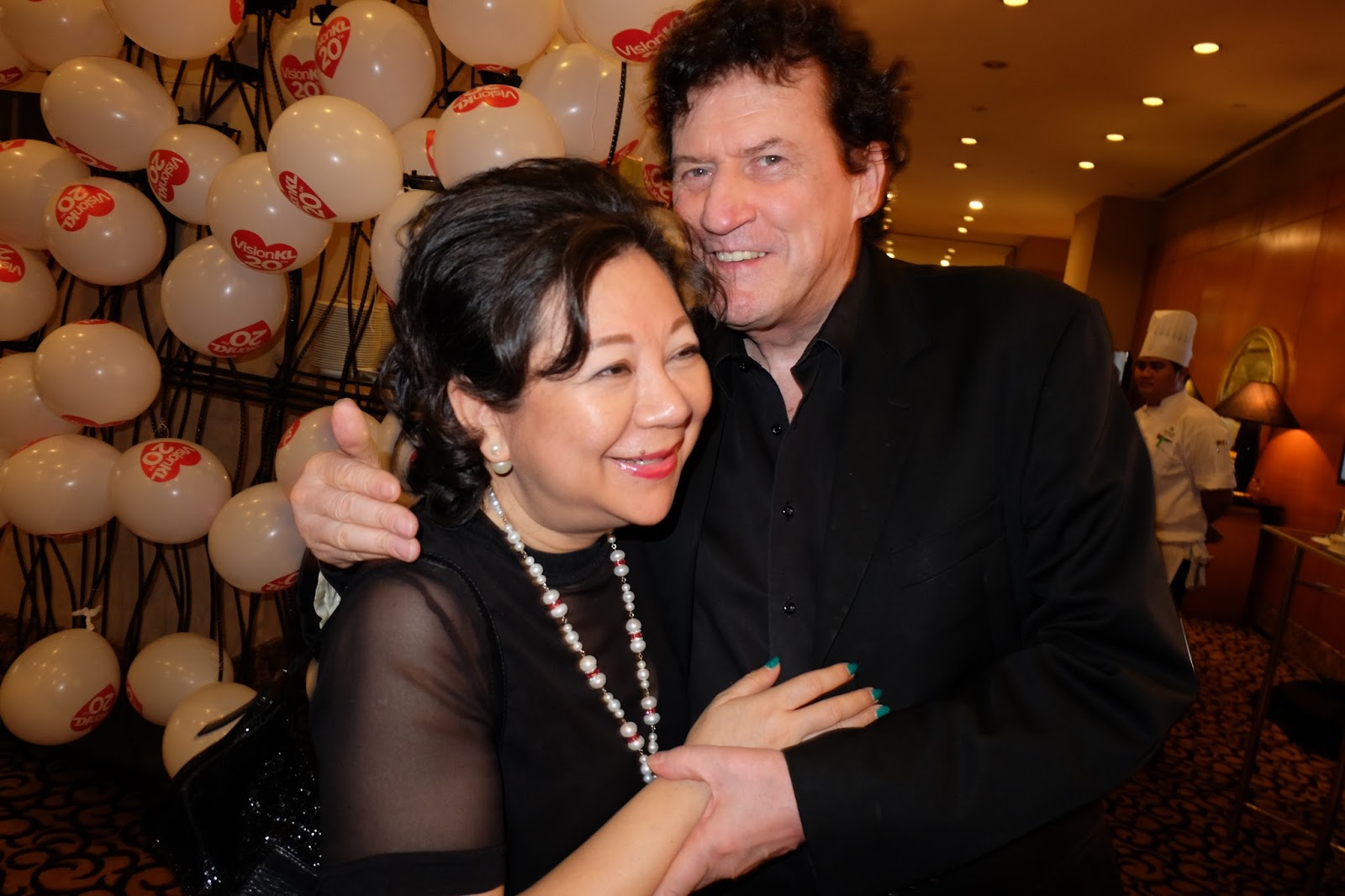 Kee Hua Chee Live!: DATO STEVE DAY CELEBRATED HIS BIRTHDAY AT ZETA BAR ...