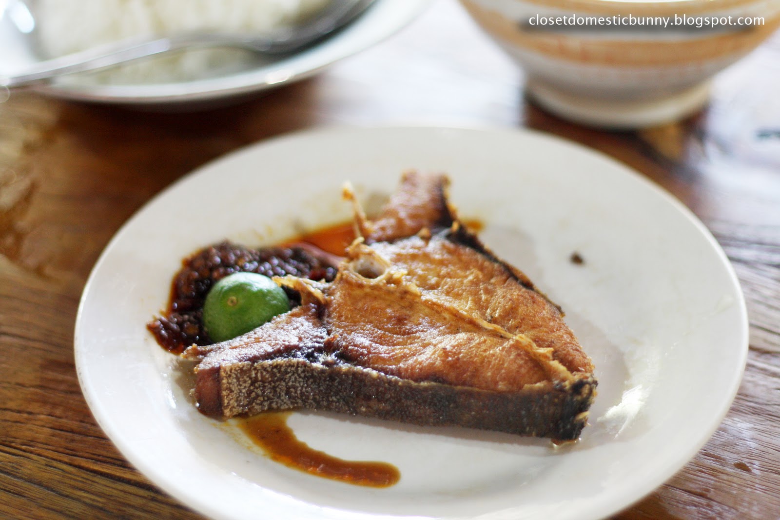 cooking. eating. carousing.: warung mak beng sup ikan