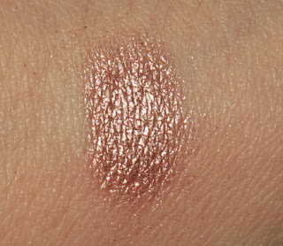 MAC Sweet Heat Extreme Dimension Eyeshadow/ Magnetic Nude