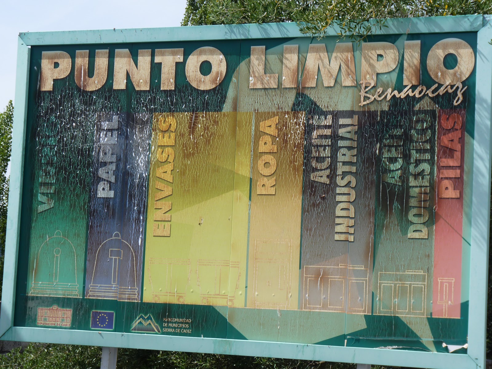 Ubrique en verde: IV- Carteles para pensar