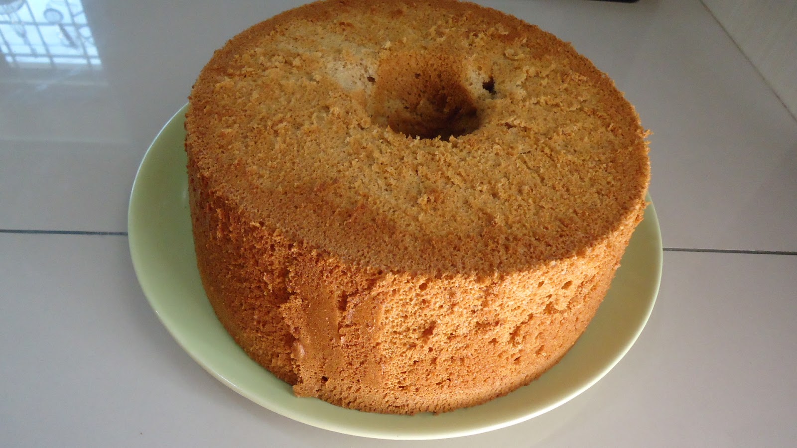 Zara ♥ Baking: COFFEE CHIFFON CAKE...