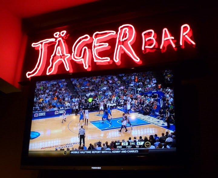 Rotgut.org Blog: #1391 #S846 - Jager Bar, Szmania's, Seattle - 3/10/2011