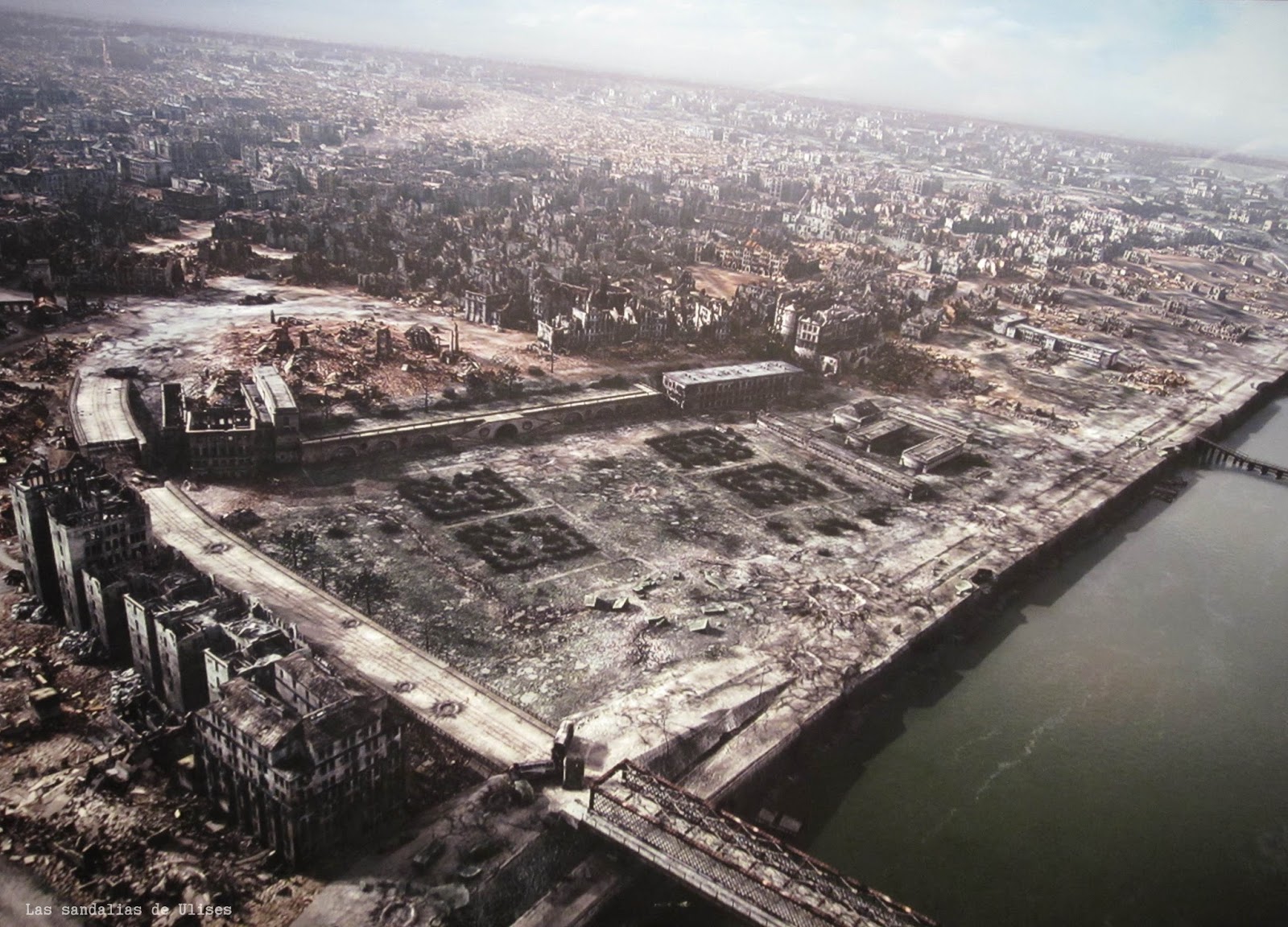 Levantamiento de Varsovia 1/08/1944 | Las sandalias de Ulises