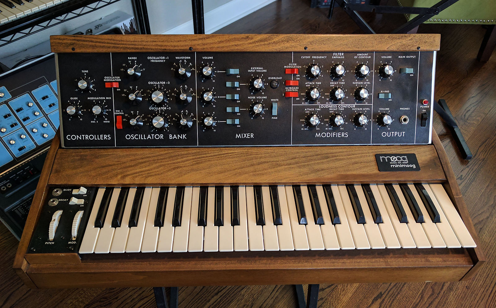 MATRIXSYNTH: Vintage Moog MiniMoog Model D Analog Synthesizer SN 10425