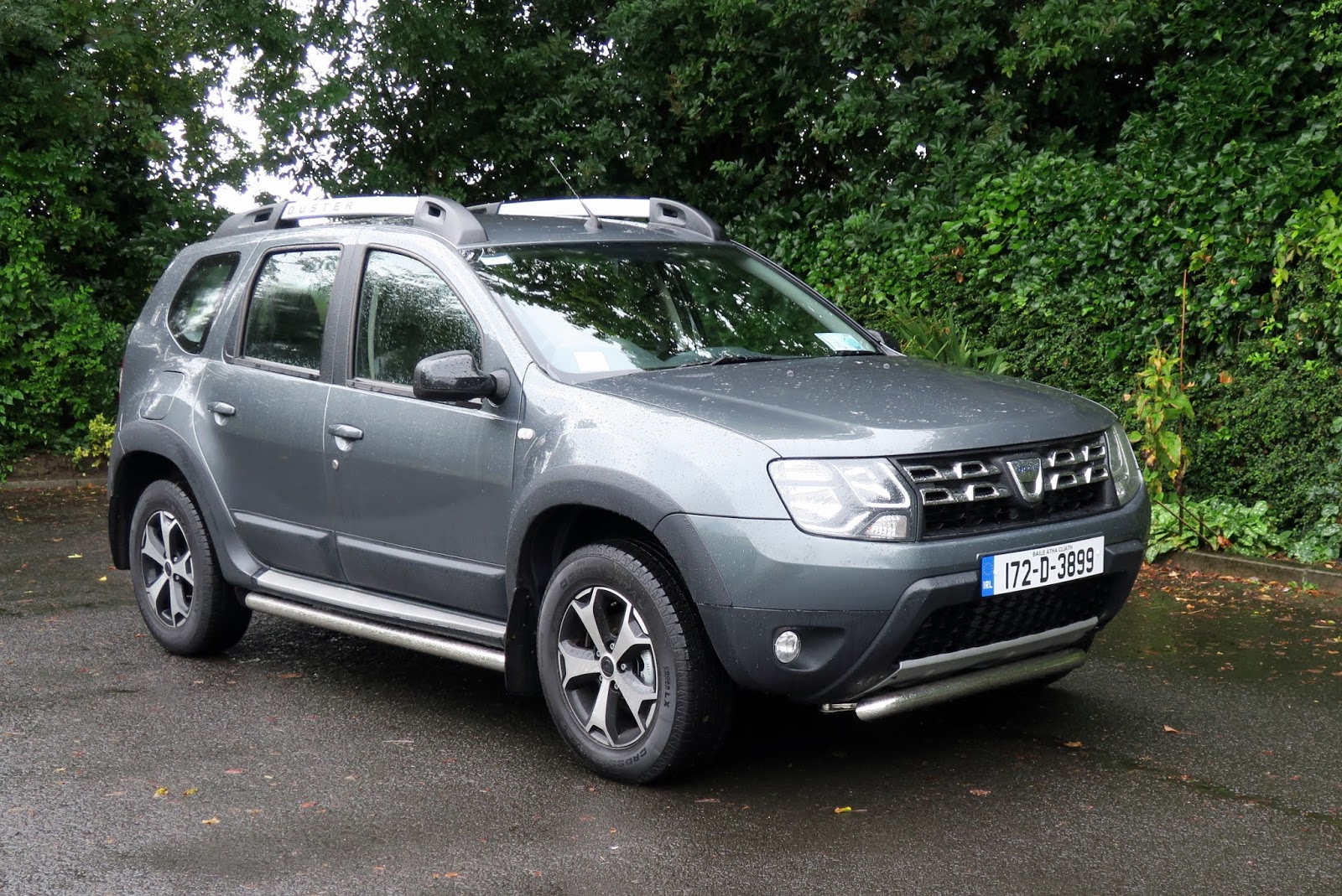 Irish Car+Travel Magazine: Review: Dacia Duster