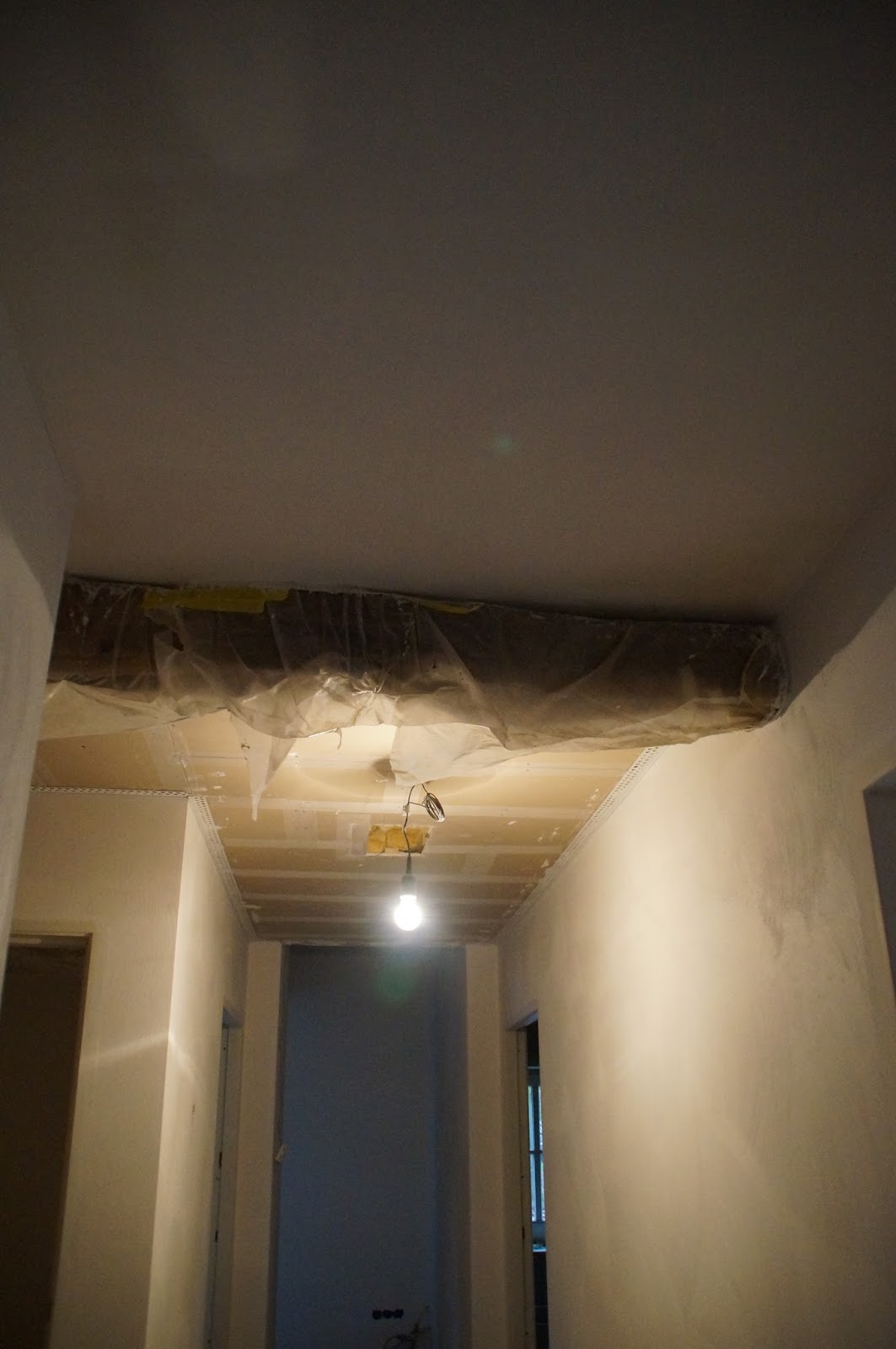 De verbouwing van een 200 jaar oude boerderij...: We kunnen bijna ...