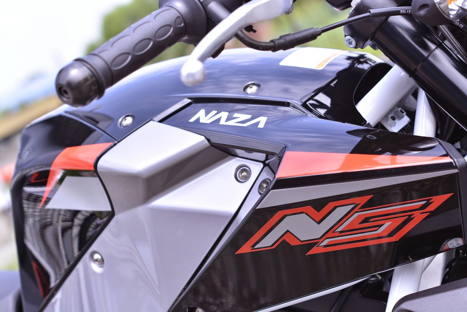 脫韁馬 之 廄: Naza與韓國KR Motors合作推出入門型重機 NAZA N5！