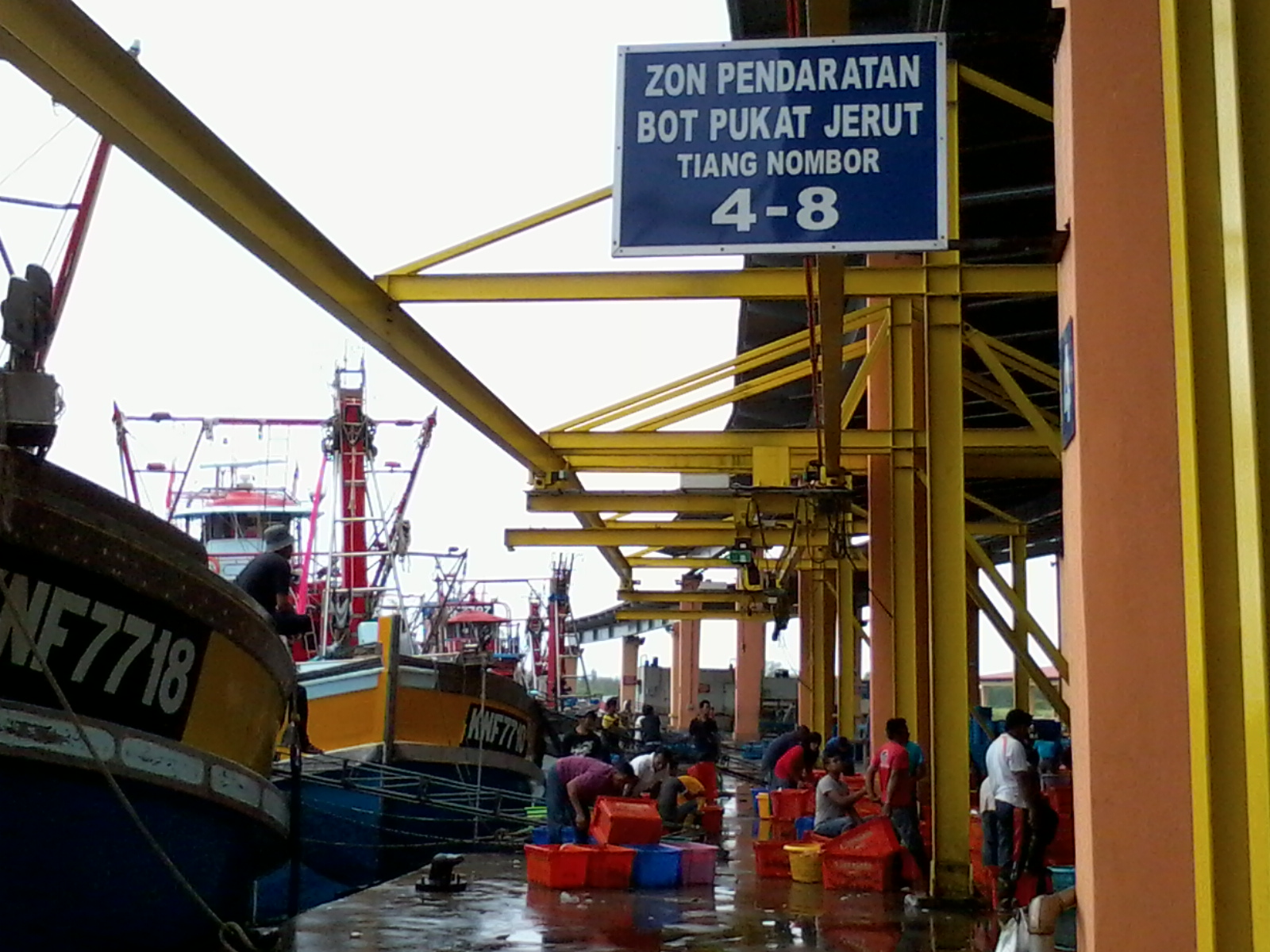 Keringat: Kenangan Di Tok Bali