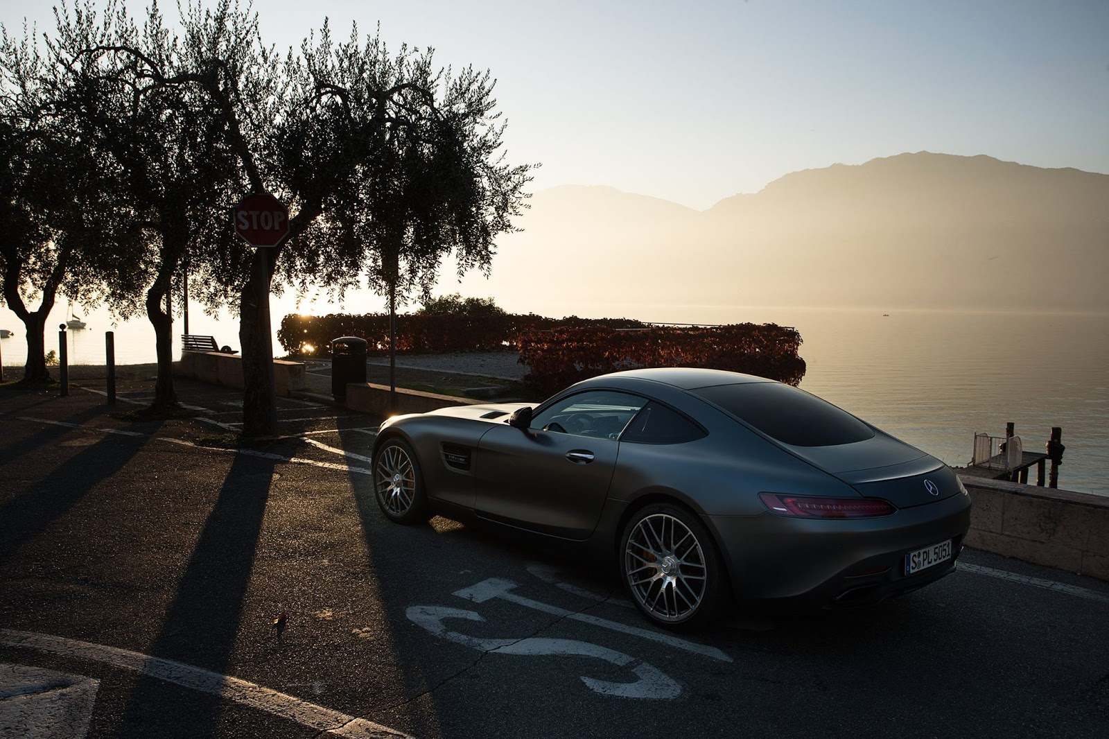 SouLSteer.com: Grey Mercedes-AMG GT S captured by Stephan Bauer Photography