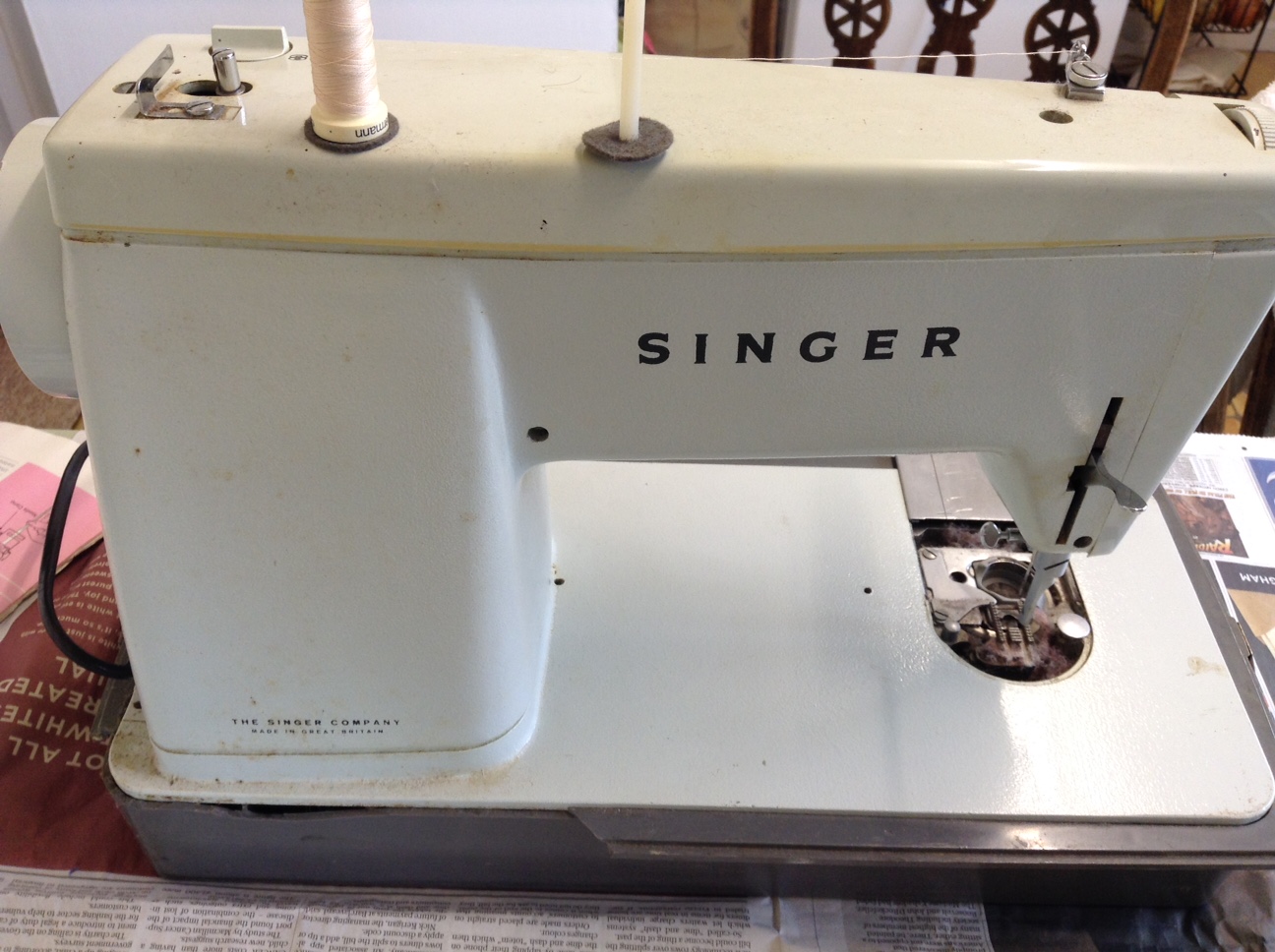 What this bike needs......: Singer 413 sewing machine brought back to life