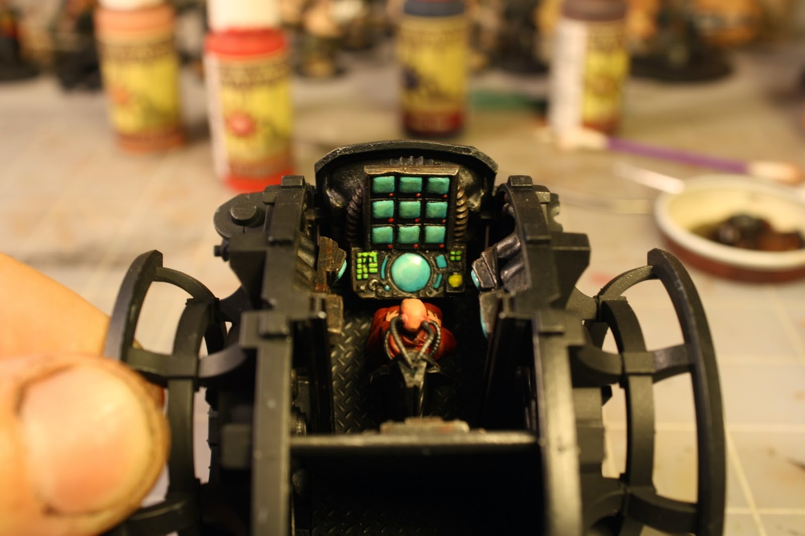 White Tanks Hobbies: Imperial Knight Titan Cockpit