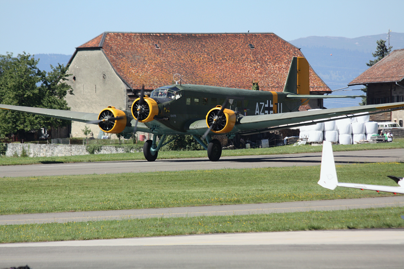 Our Airplanes Spotting Trips: Lausanne La Blécherette, 28/08/2011 ...