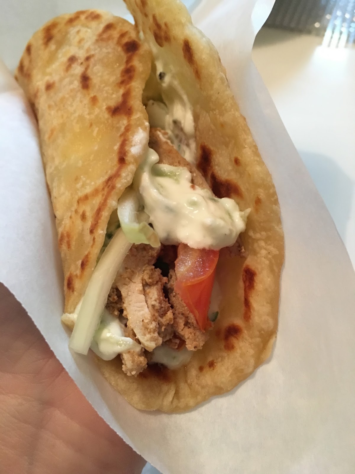 Terhin keittiössä - ruokablogi: Syntisen hyvä kana pita gyros - Chicken ...